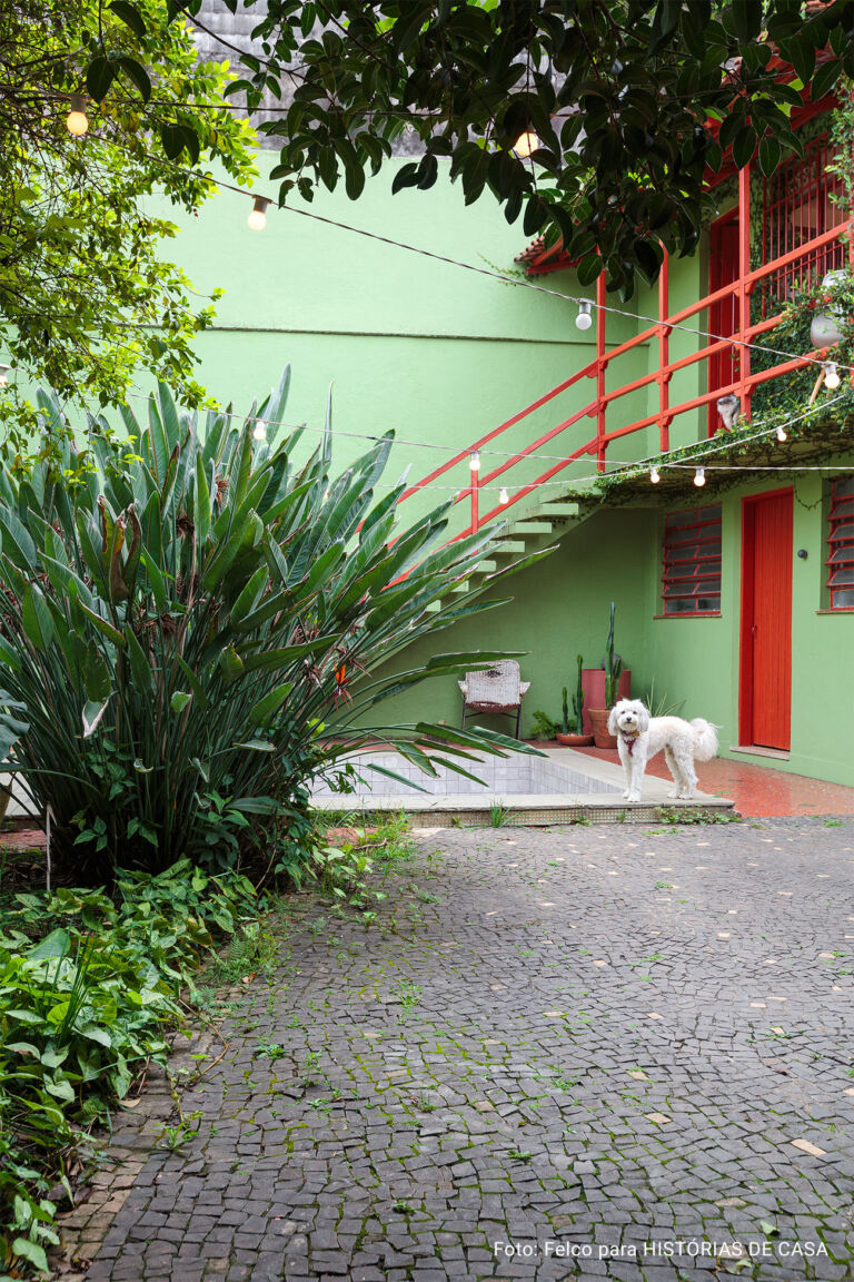 A casa dos anos 60 do designer Paulo Biacchi