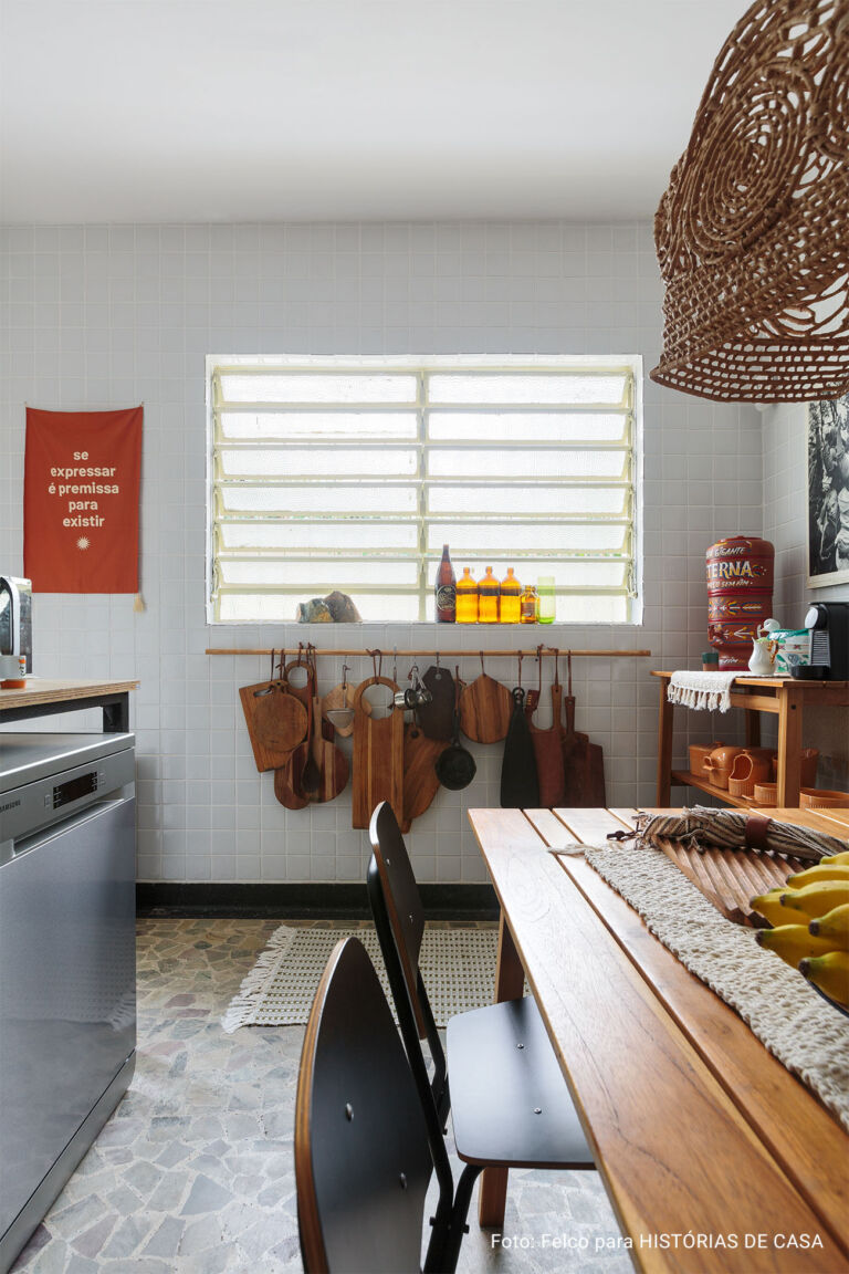 A casa dos anos 60 do designer Paulo Biacchi
